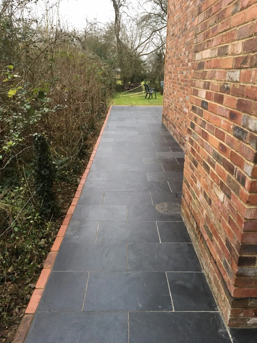 Slate Garden Paving | Fasci Garden