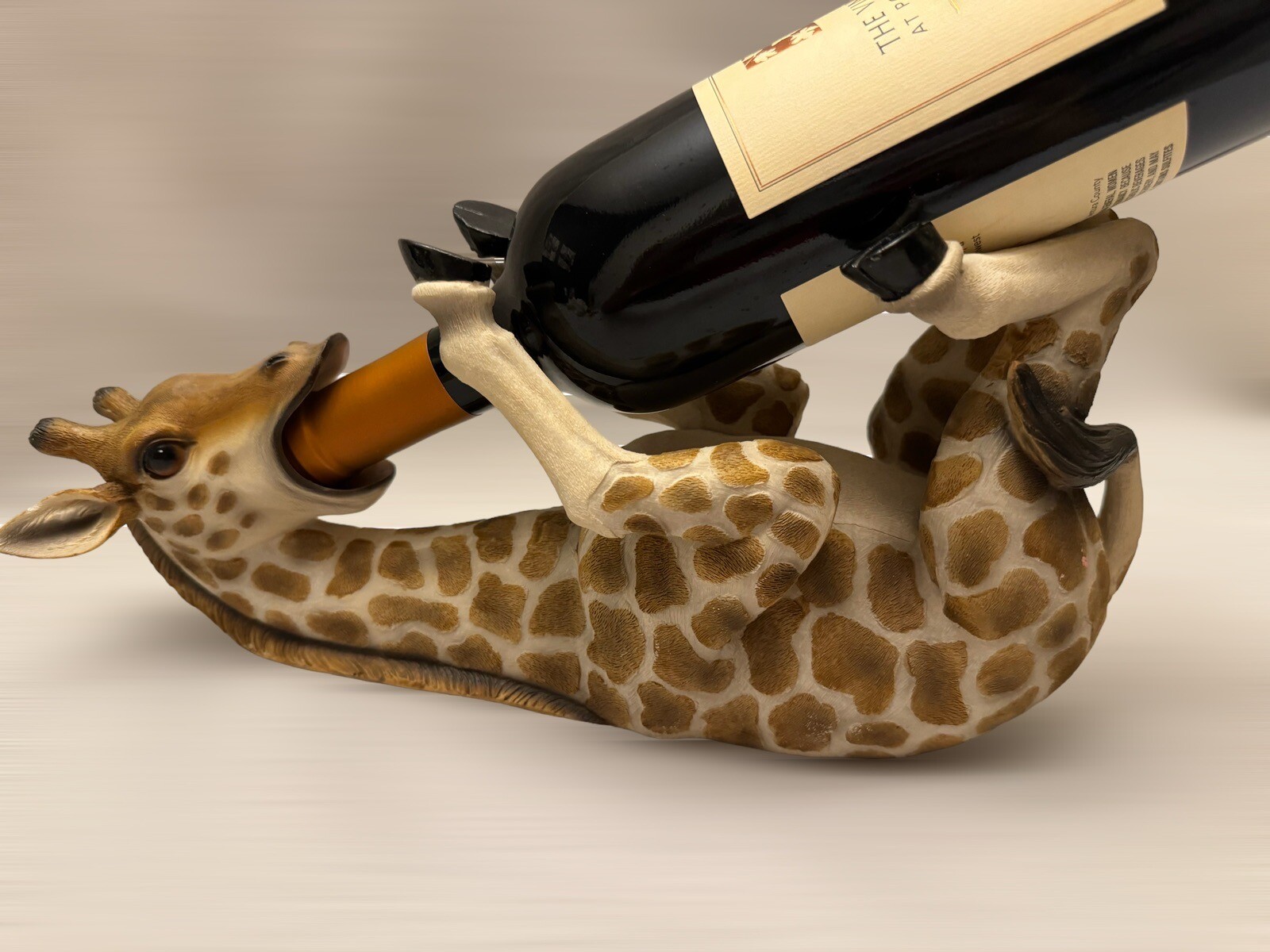 DWK Corporation Giraffe Bottle Holder Wine Resin Safari Whimsical Zoo ...