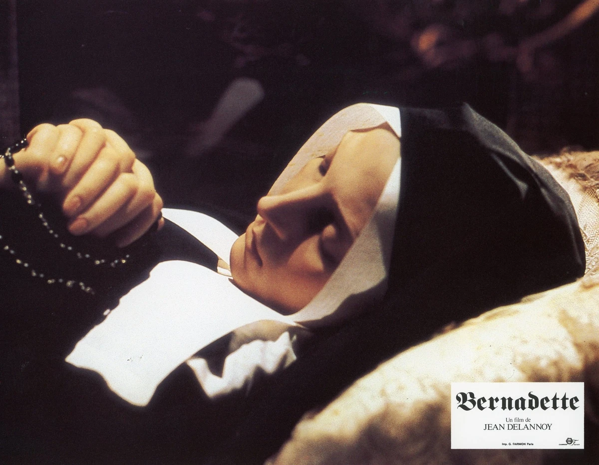 Sydney Penny Bernadette