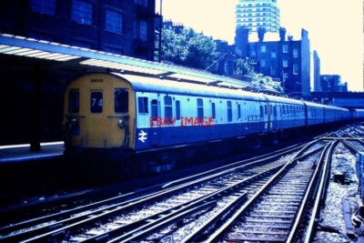 PHOTO BR SR CLASS 419 MOTOR LUGGAGE VAN NO 68006S ARRIVING AT VICTORIA ...