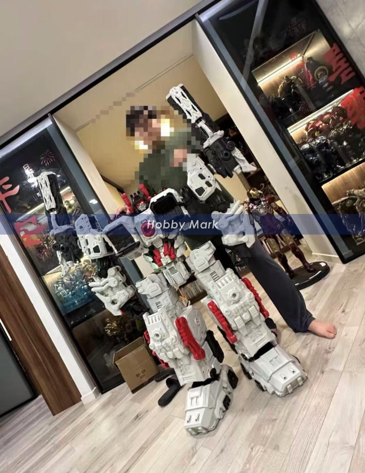 Transform W-Resources M-01 Steel Fortress FOC Metroplex Supergiant NEW ...