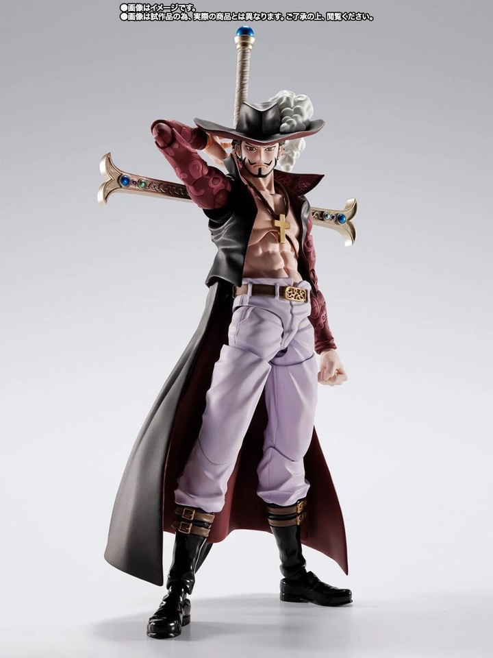 Bandai S.H.Figuarts One Piece Dracule Mihawk - Hawkeye Action Figure ...