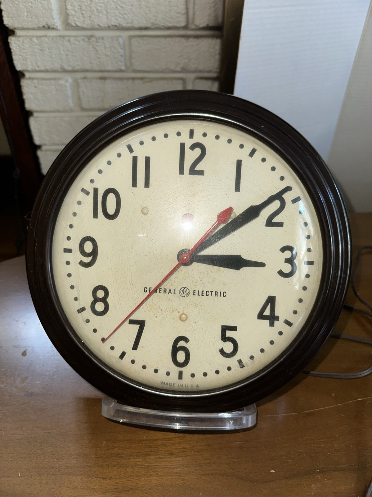 Vintage Brown Bakelite General Electric 11" Red Eye Wall School Clock 1 ...