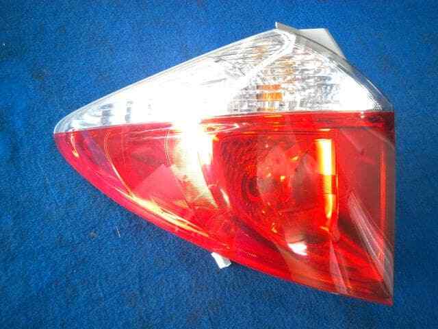 TOYOTA Ractis 2010 DBA-NSP120 Left Tail Light 8156052730 [Used ...