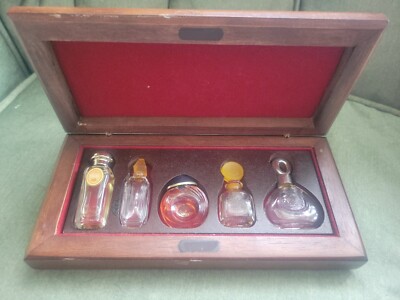 Vintage MINIATURE PERFUME Wood Box Set CALECHE HERMES Ysatis VAN CLEEF ...