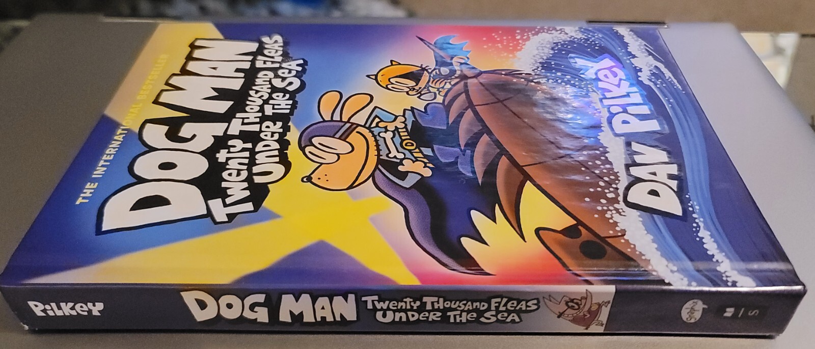 DOG MAN TWENTY THOUSAND FLEAS UNDER THE SEA HARDCOVER BOOK DAV PILKEY ...