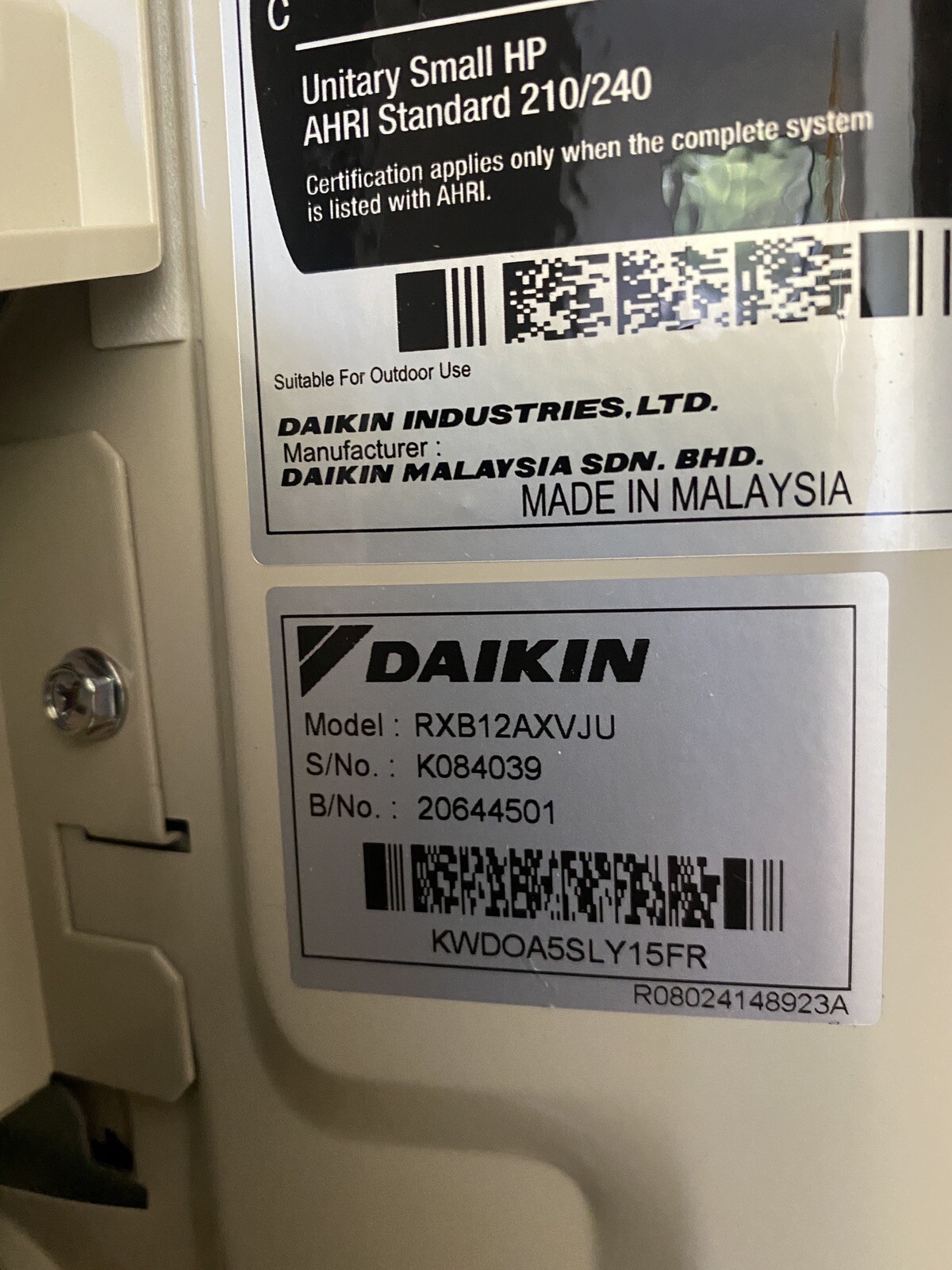 Daikin FTX12NMVJU/RX12NMVJU 1-Ton Wall Mounted 12,000BTU Heat Pump ...