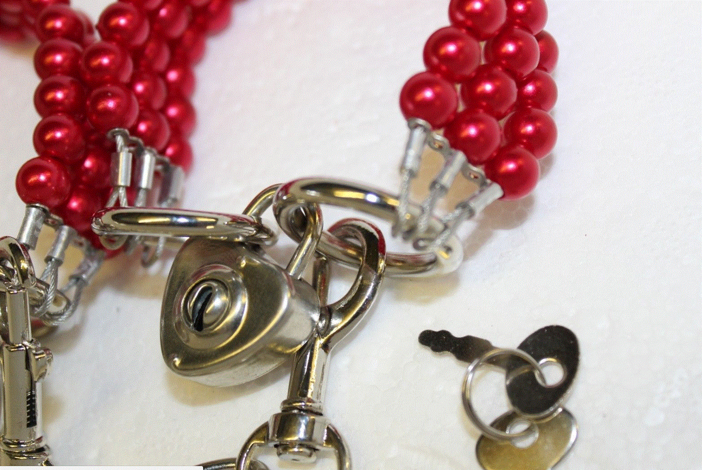 Red Pearl Bondage Wrist cuffs set restraint high tensile steel with ...