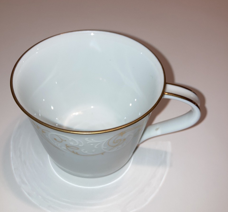 Lot of 2 Noritake Duetto Tea Cups 6610 Embossed White Scrolls Gold Trim Japan | eBay