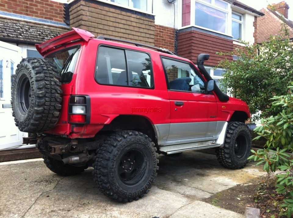 Mitsubishi Pajero / Shogun MK2 SWB 2.5" Rear Suspension Lift Springs ...