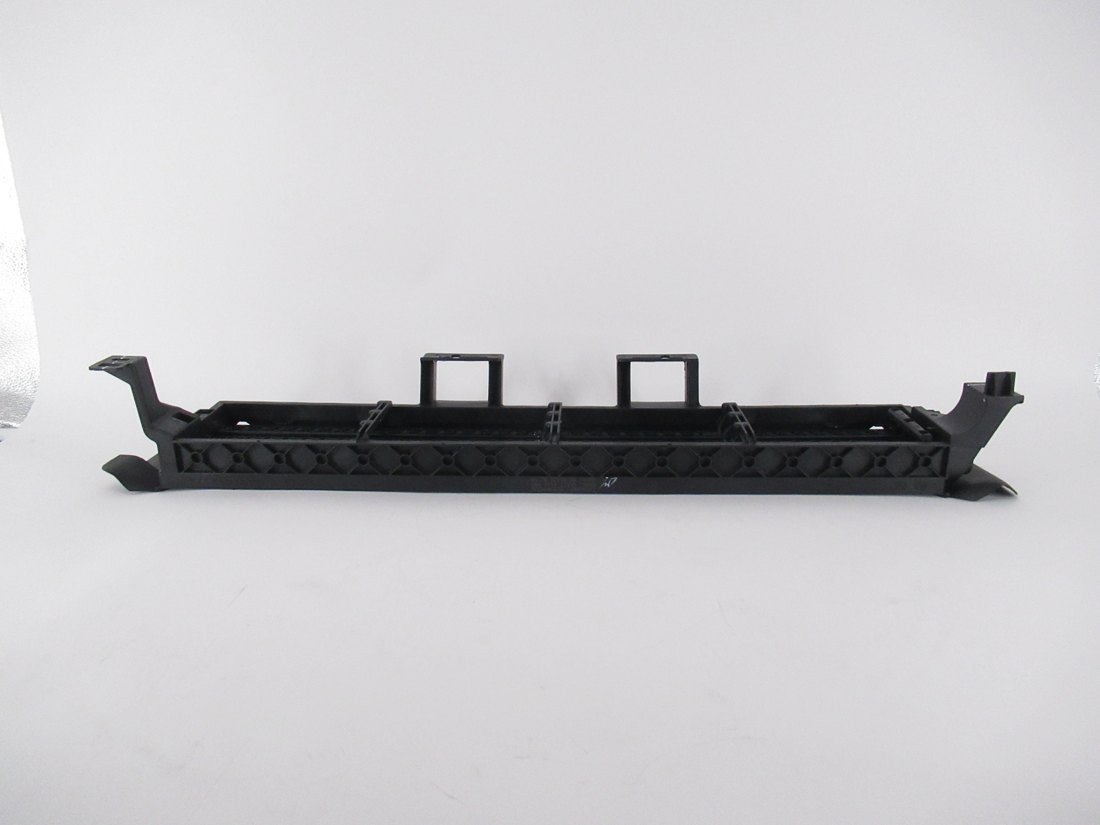 2018 Nissan Altima Sedan Genuine OEM Lower Radiator Grille Shutter ...