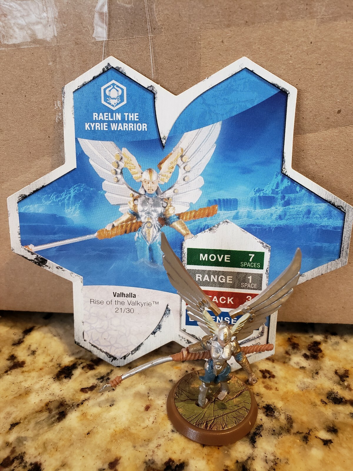 Raelin the Kyrie Warrior Heroscape Swarm of the Marro | eBay