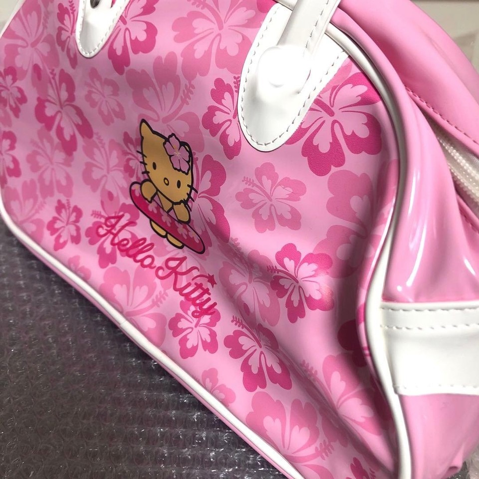 Hello Kitty x SPINNS Hello Kitty enamel Boston bag bikini tan ...