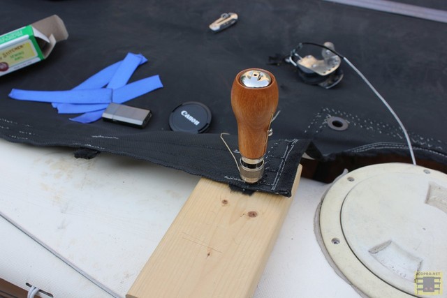 Speedy Stitcher Sewing Awl Emergency Gear Repair W/ Thread Sew120 for ...