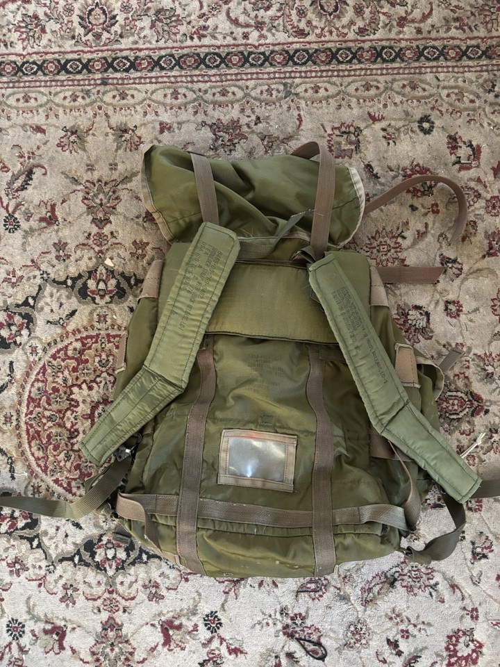 US Army Ruck Backpack OD Nylon Medium LC-2 Combat Field Pack & Metal ...
