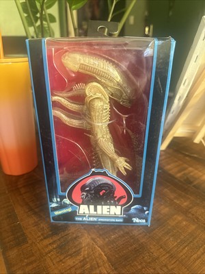 NECA ALIEN XENOMORPH Translucent Prototype Suit Action Figure 40th ...
