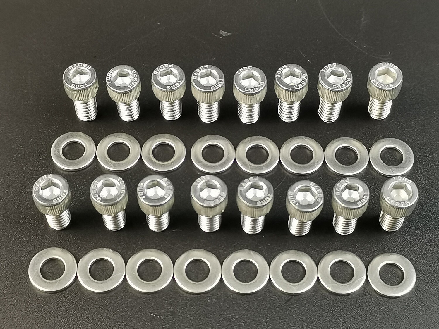 351C 351M 400M FORD VALVE COVER BOLTS STAINLESS STEEL KIT BOSS 302 351 ...