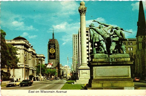 Vintage Postcard 4x6- WISCONSIN AVENUE, MILWAUKEE, WI. | eBay