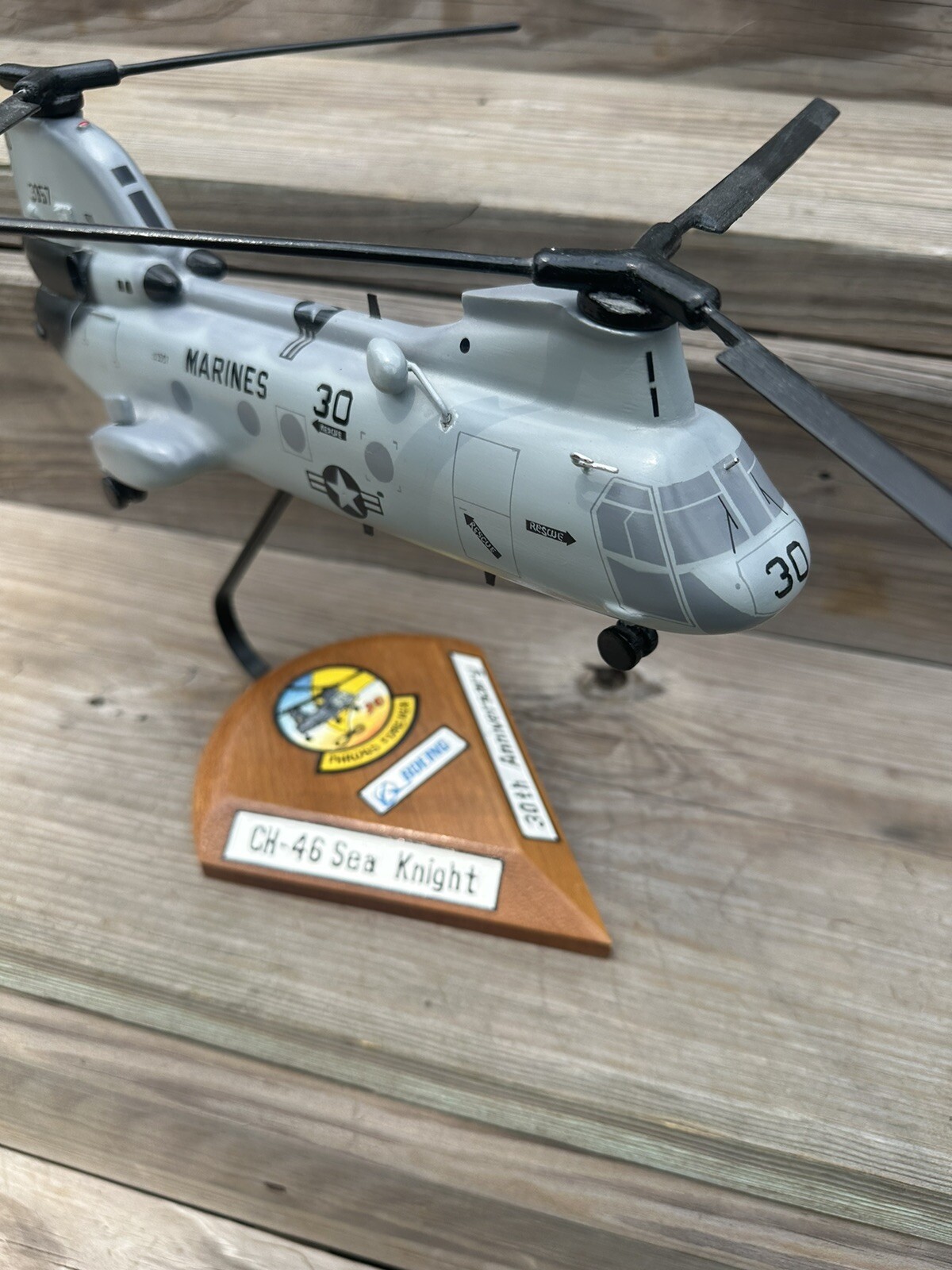 Sea Knight CH-46 Boeing Vetrol US Marines Helicopter Desk Model ...