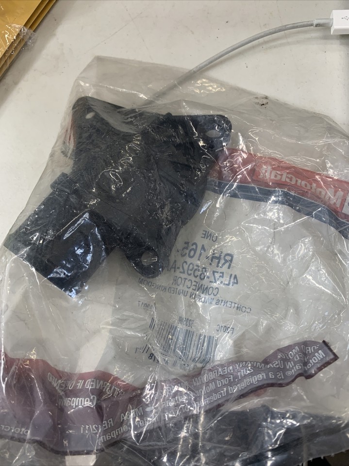 GENUINE FORD 4L5Z-8592-AA CONNECTION-WATER OUTLET | eBay