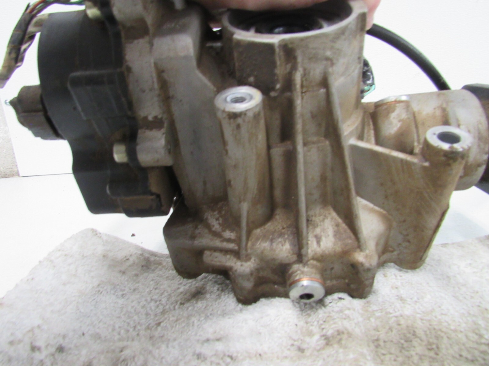 16 CF-MOTO ZFORCE TRAIL 800 FRONT DIFFERENTIAL GEAR BOX CASES ACTUATOR ...