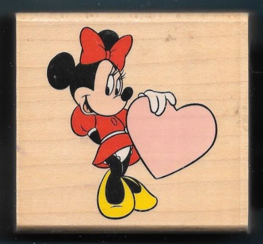 Disney Cartoon Characters In Love