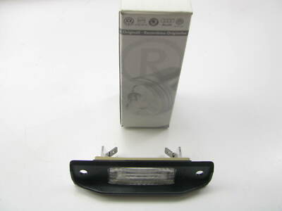 NEW - OEM VW Audi 4D0943021 Rear License Plate Light Lamp 1997-99 A8 ...