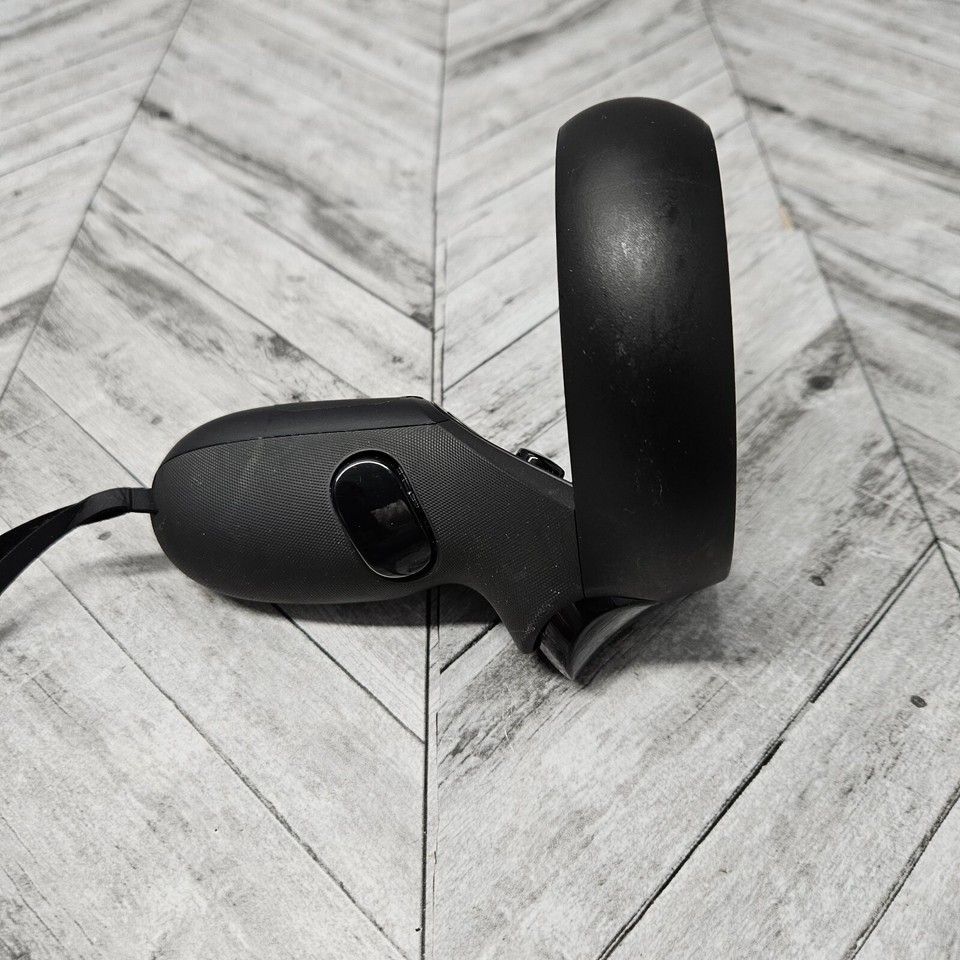 Genuine Oculus Quest 1 / Rift S Controller (Left Only) MI-BL | eBay