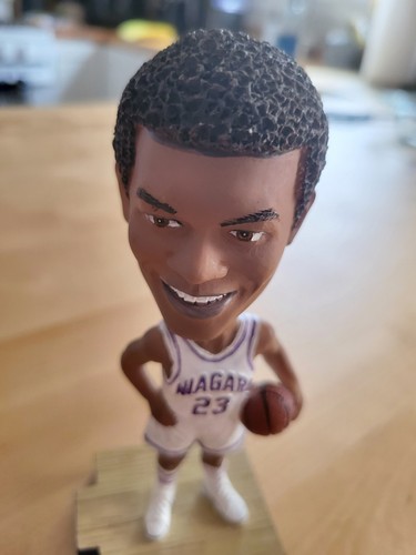 Calvin Murphy Bobblehead Niagara University SGA Houston Rockets ...