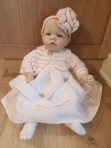 Ashton Drake Pretty as a Princess signature edition doll with original ...