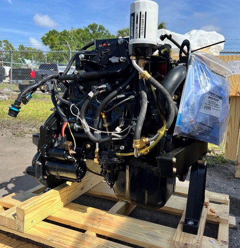Mercury/ MerCruiser 3.0L TKS / 135 HP Alpha Sterndrive Engine: 1-Year ...
