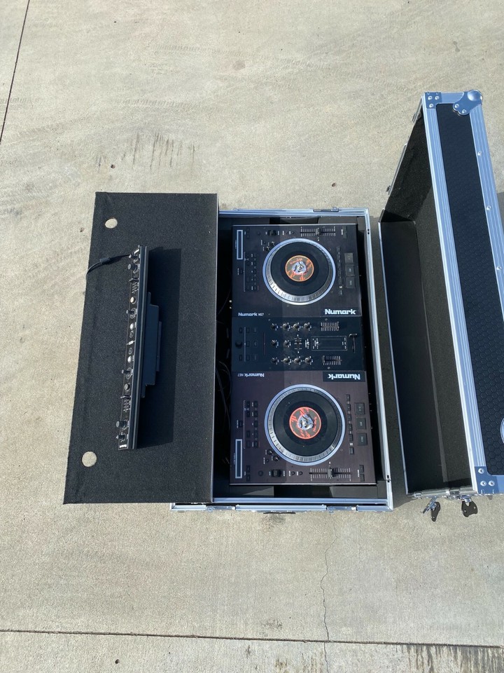Numark NS7 with ProX XS-NS7iii Flight Case | eBay