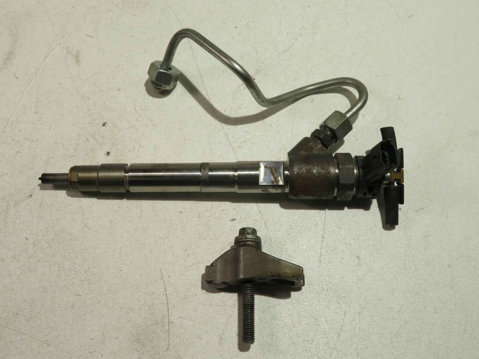 2014-2018 DODGE RAM 1500 3.0L TURBO DIESEL ENGINE FUEL INJECTOR W/ LINE ...