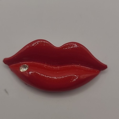 Vintage Red Lips Brooch Red Enamel Gold Tone Metal | eBay