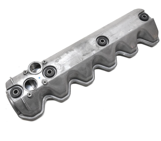 Volkswagen Crafter 2e Cylinder Head Cover 074103469P Genuine for sale ...