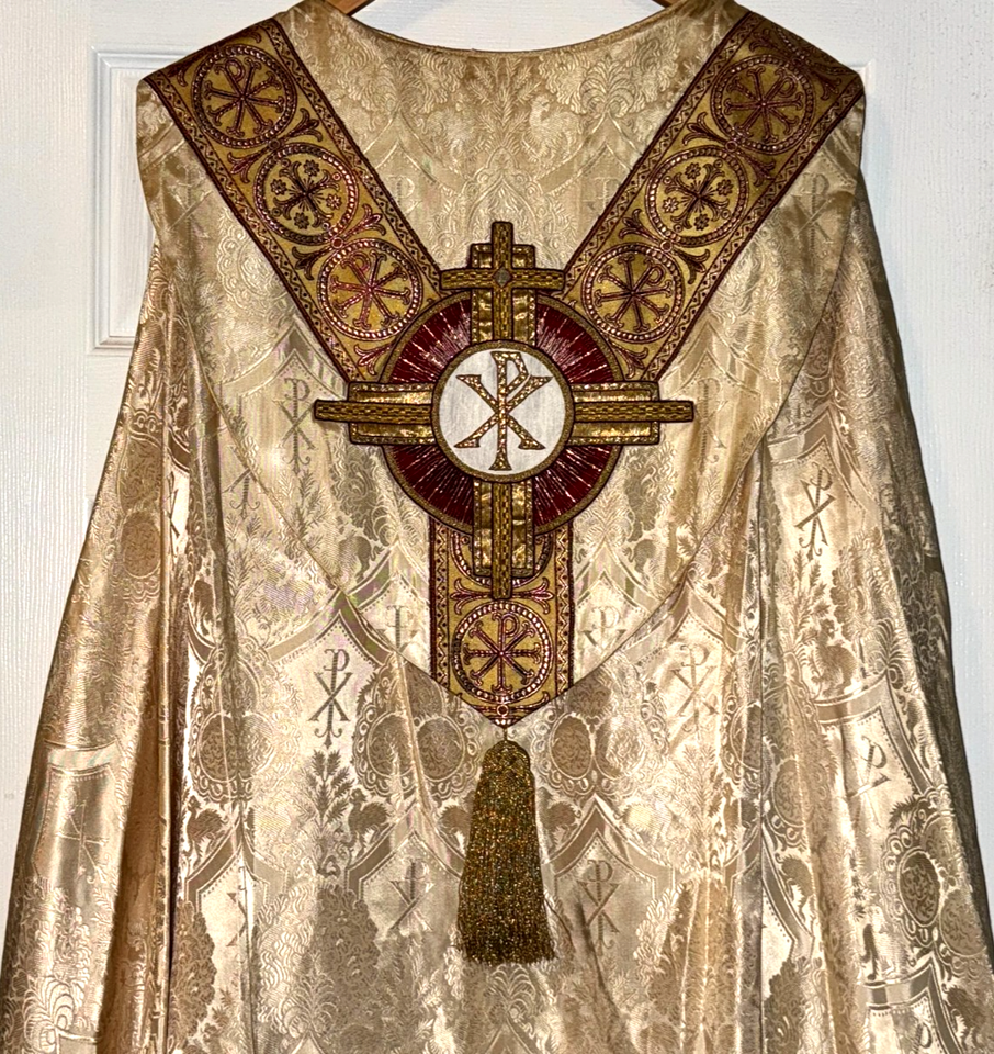 GORGEOUS VINTAGE CATHOLIC PRIESTS IVORY BROCADE GOLD & RED COPE ...