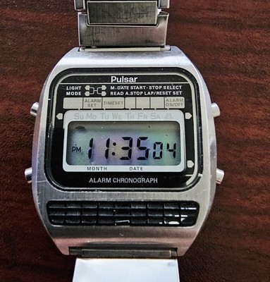 Vintage Pulsar Digital Y446-4080 Quartz Chronograph Wrist Watch 70's-80 ...