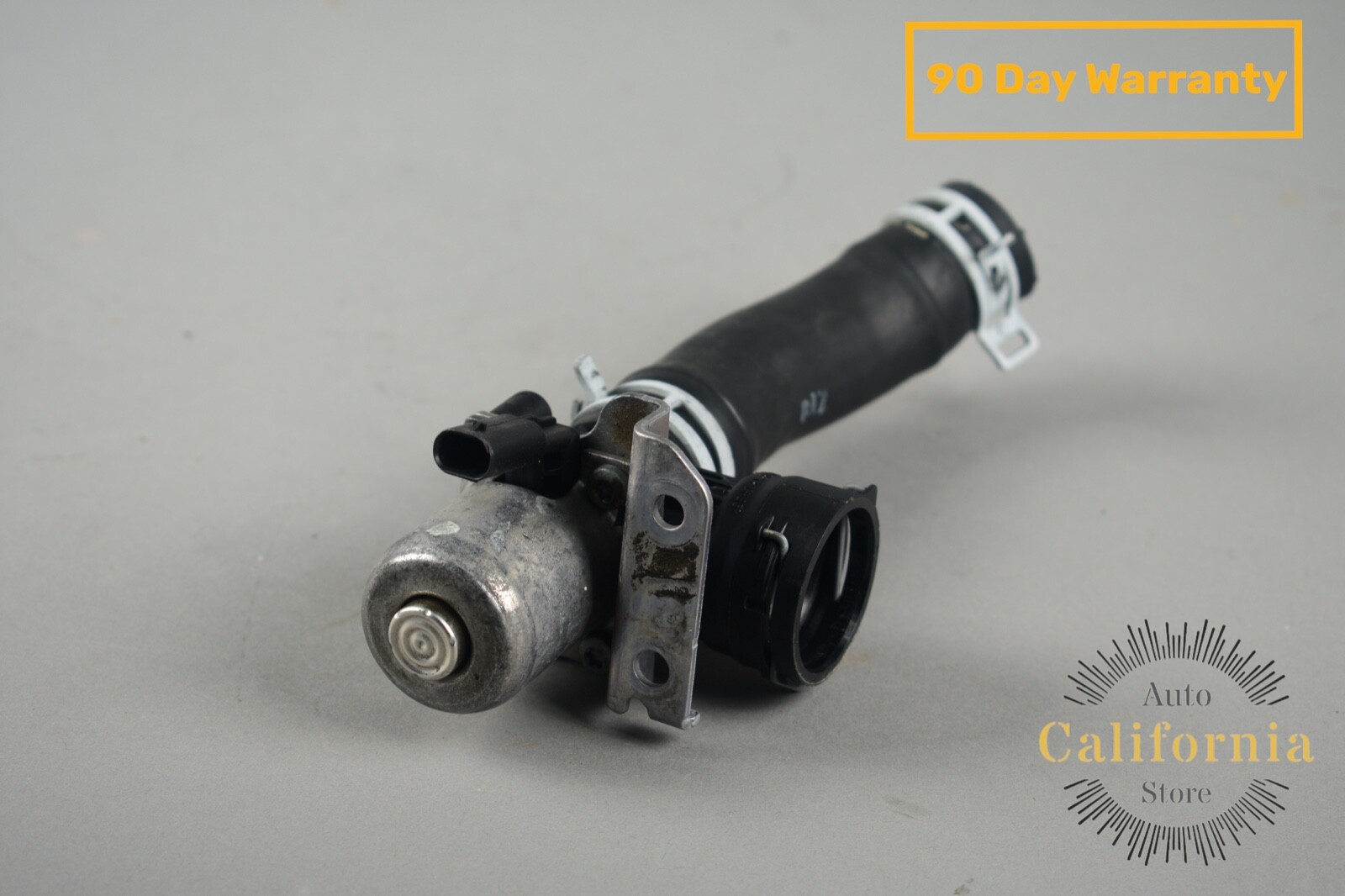 12-15 Mercedes W204 C250 SLK250 Engine Motor Water Pump Valve ...