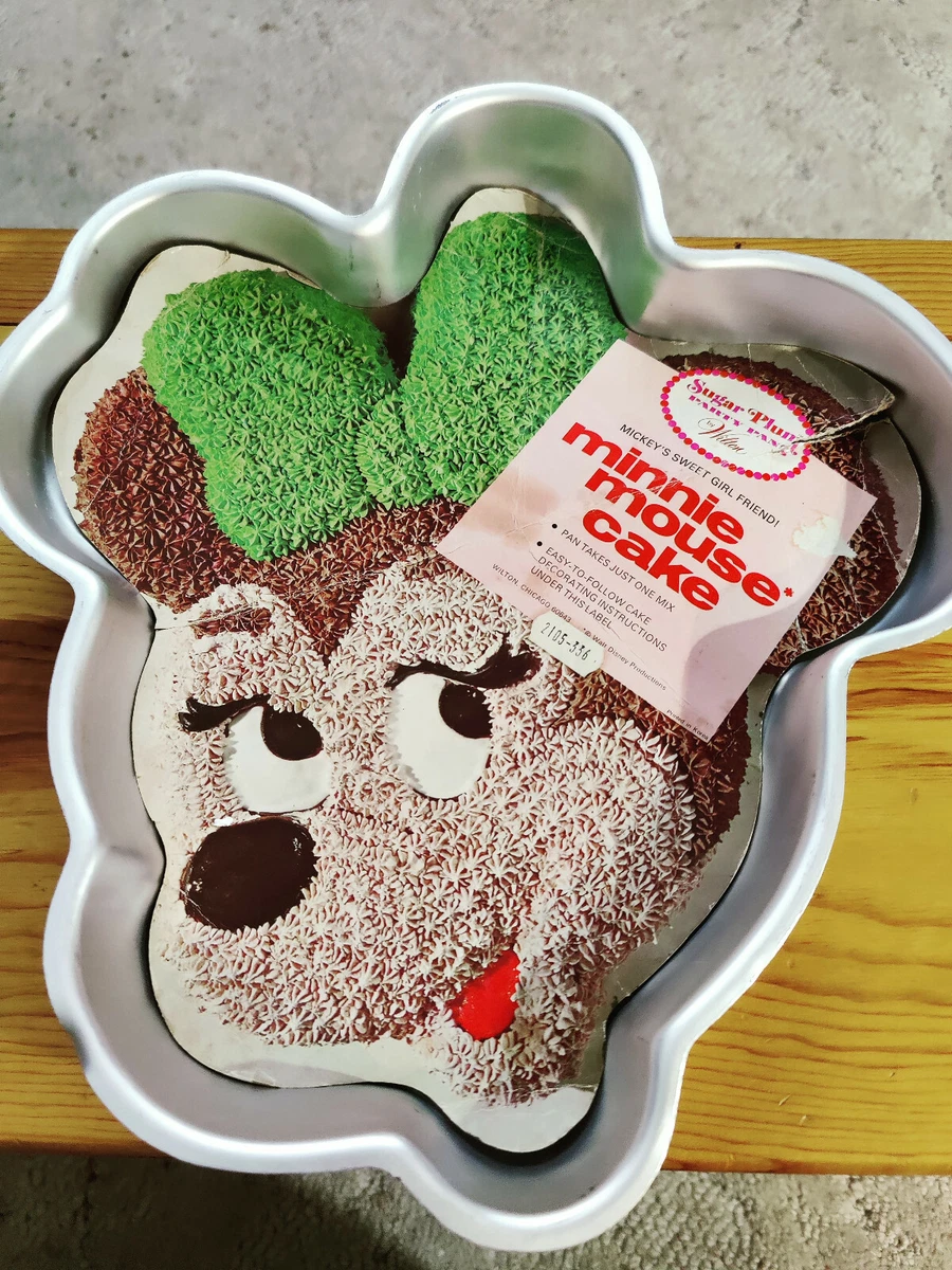 Minnie Mouse Face Cake Pan