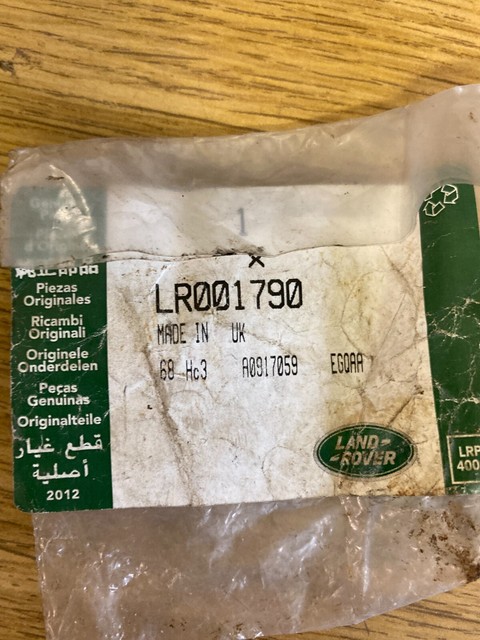 Land Rover FREELANDER L359 Door Trim Panel Retainer LR001790 Genuine ...