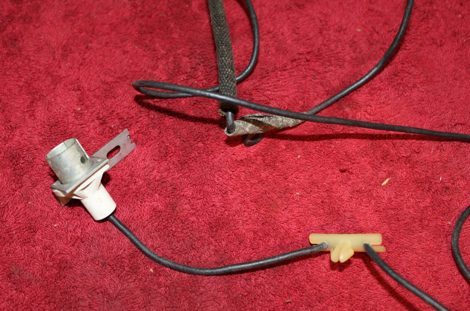 1969 1970 1971 1972 Ford F100 F250 F350 Truck NOS ENGINE COMPARTMENT ...