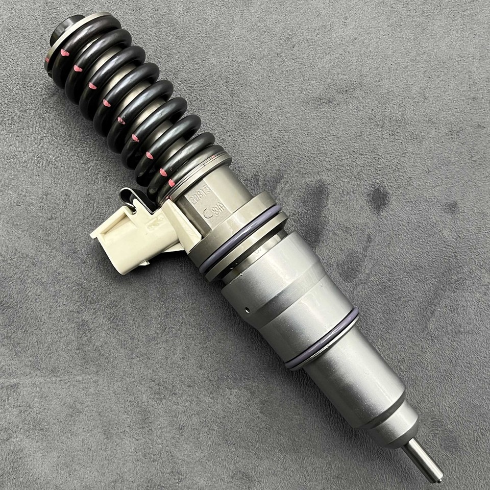 6Pcs New Fuel Injectors Kit for Volvo Mack D13 MP8 85143382 21119665 ...