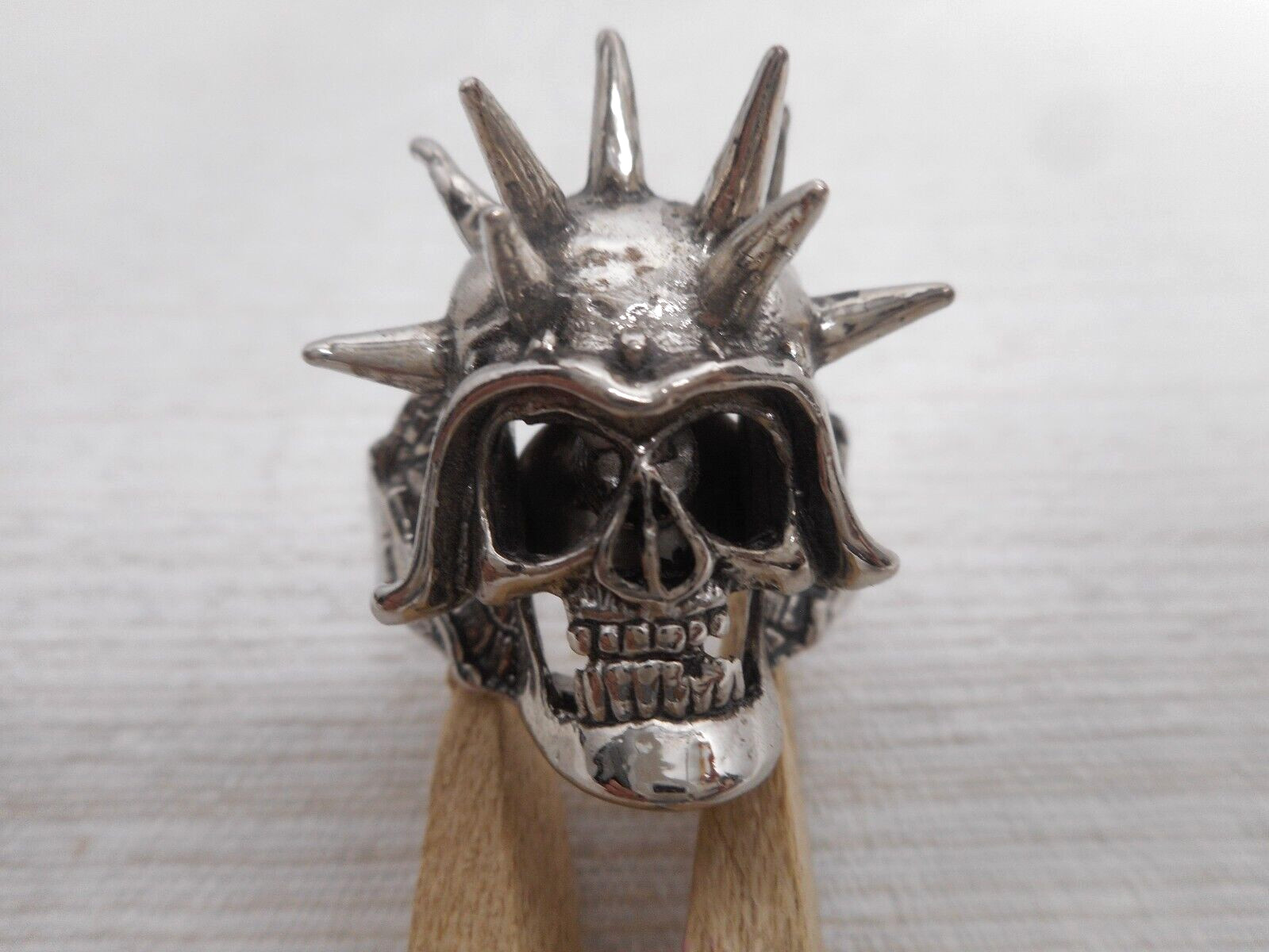 Men's Biker Gothic Spiked Helmet Skull Ring Heavy Wei… - Gem