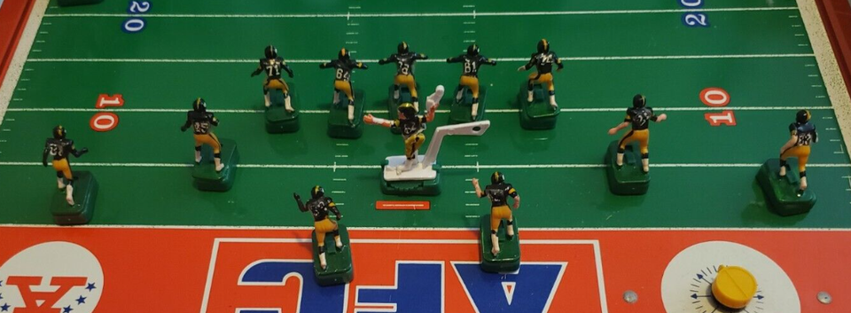 1978 Tudor NFL electric football game with four teams included | eBay