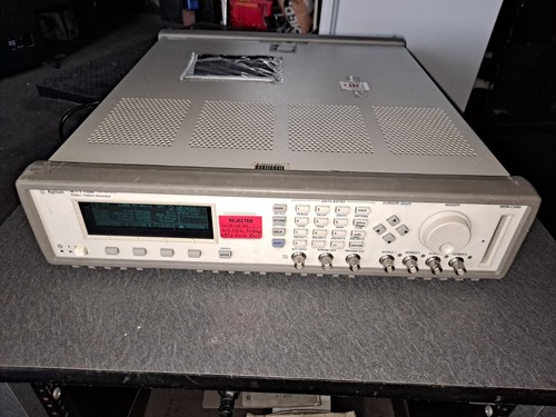 Parts AGILENT 81110A PULSE PATTERN GENERATOR with SINGLE CHANNEL 81111A ...