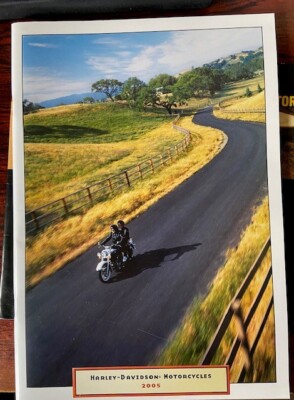 Harley-Davidson motorcycle press kit 2005 new models folder 59 page ...