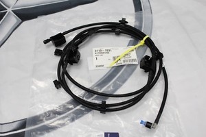 NEW Genuine Mercedes-Benz W176 A-Class Washer Jets and Hose Assembly ...