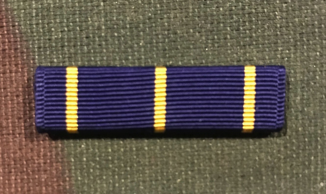US NAVY DISTINGUISHED MARKSMAN RIBBON BAR 1952-1959 | eBay