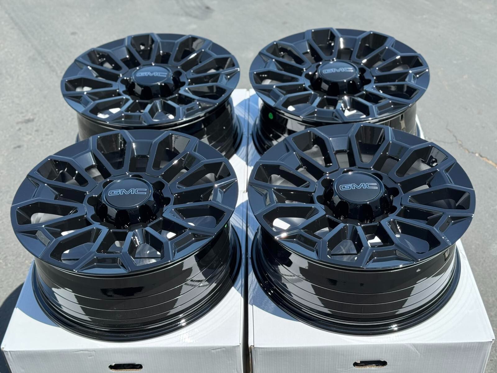 22" Wheels 22x9 8x180 Rims 2500 3500 GMC Sierra HD Set of 4 Gloss Black ...