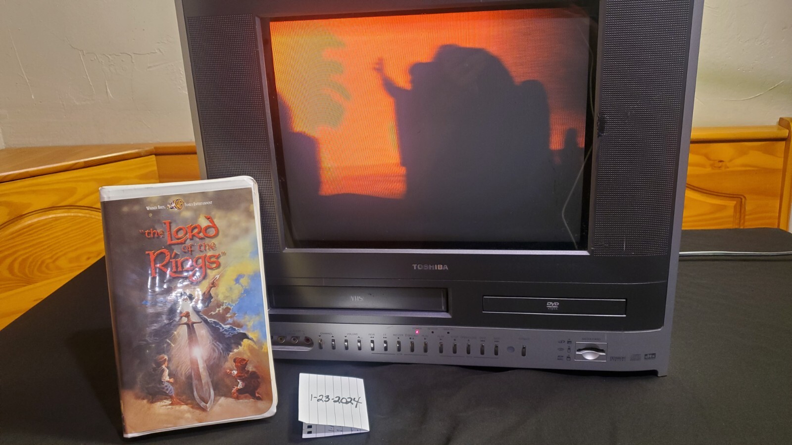 Toshiba MW14F51 TV VHS DVD Combo Retro Gaming Card Slot 14" CRT No ...